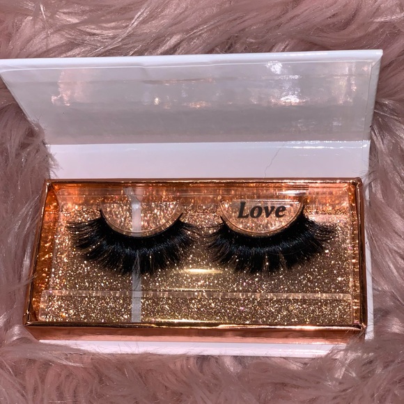 Makeup | The Best Glamorous Beauty Eyelashes | Poshmark
